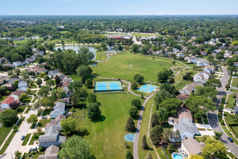 How Much Do Homes Cost In The Best 100 Suburbs In America? | StorageCafe